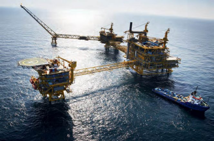 Total acquires Maersk Oil & gas to reduce Middle-east country exposure ...